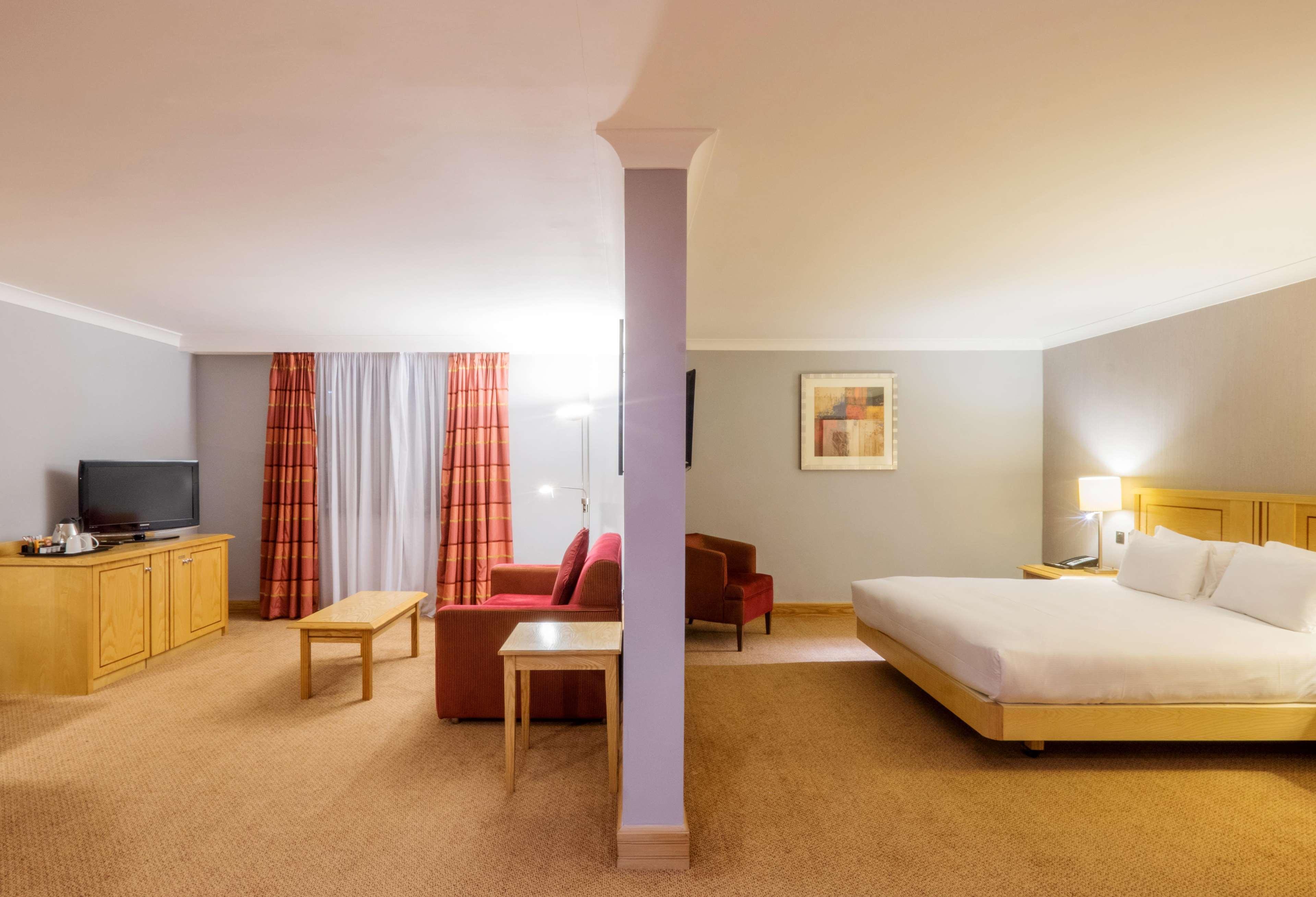 HOTEL DOUBLETREE BY HILTON SWINDON | ⋆⋆⋆⋆ | UNITED KINGDOM | SEASON ...